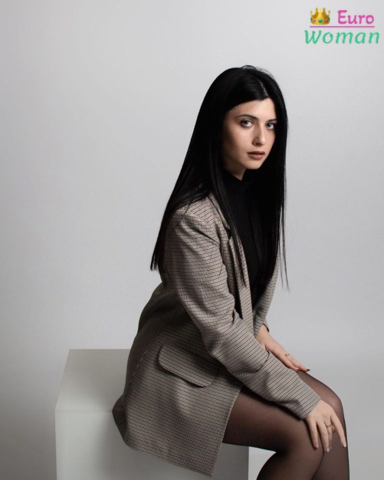 Dating a Moldovan Woman: The Ultimate Guide for Men